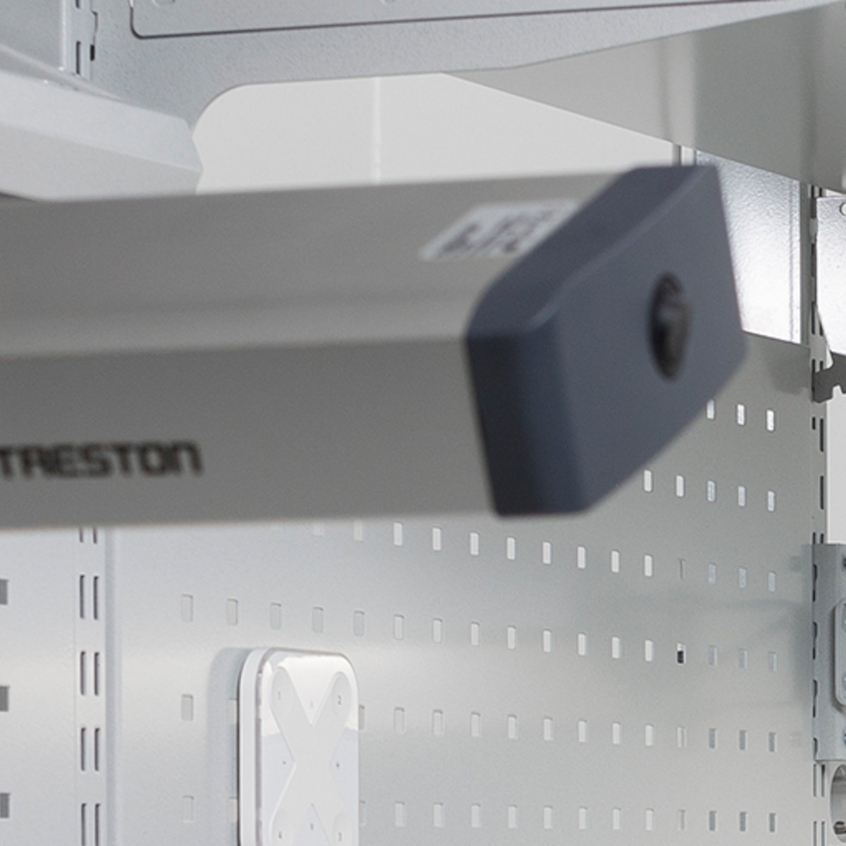 Workstation lighting | Treston